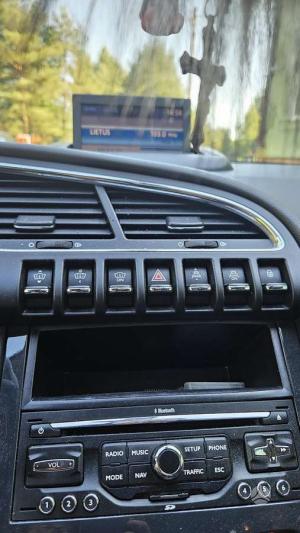Blue Peugeot 3008 2010 in Panevezys, with an engine capacity of 1.56 L and mileage of 250 thousand km for 3700 €, photo 14 on AUTOMOTO.COM.LV