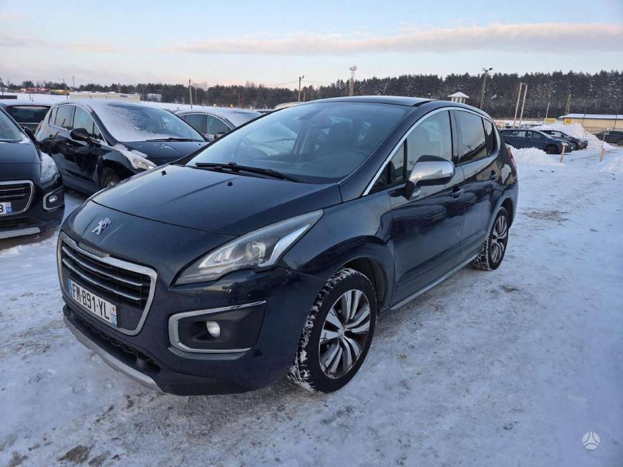 Blue Peugeot 3008 2015 in Vilnius, with an engine capacity of 1.56 L and mileage of 221 thousand km for 7500 €, photo 1 on AUTOMOTO.COM.LV