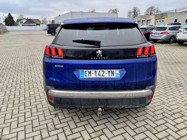Blue Peugeot 3008 2017 in Taurage, with an engine capacity of 2.00 L and mileage of 240 thousand km for 9200 €, photo 8 on AUTOMOTO.COM.LV