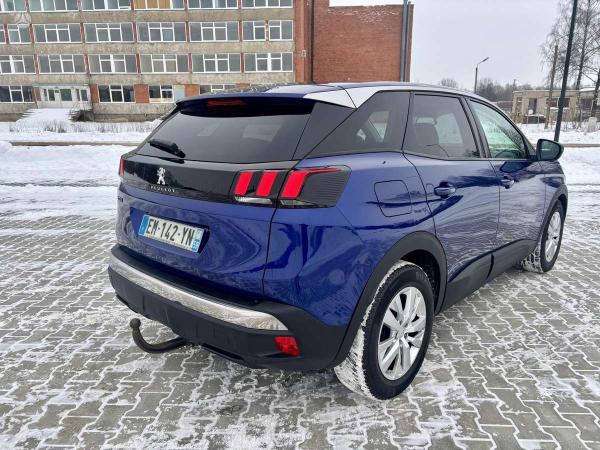Blue Peugeot 3008 2017 in Taurage, with an engine capacity of 2.00 L and mileage of 240 thousand km for 9500 €, photo 6 on AUTOMOTO.COM.LV