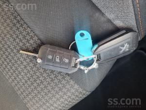Синий Пежо 3008 2017 в Елгава, объемом двигателя 2.00 л и пробегом 0 тыс. км за 10900 €, фото 19 на AUTOMOTO.COM.LV