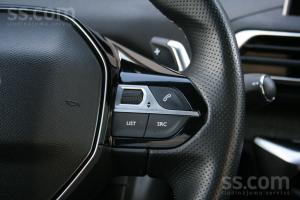 Zils Peugeot 3008 2017 Jelgava, ar dzinēja tilpumu 1.20 L un nobraukumu 150 tūkst. km par 12775 €, foto 28 vietnē AUTOMOTO.COM.LV