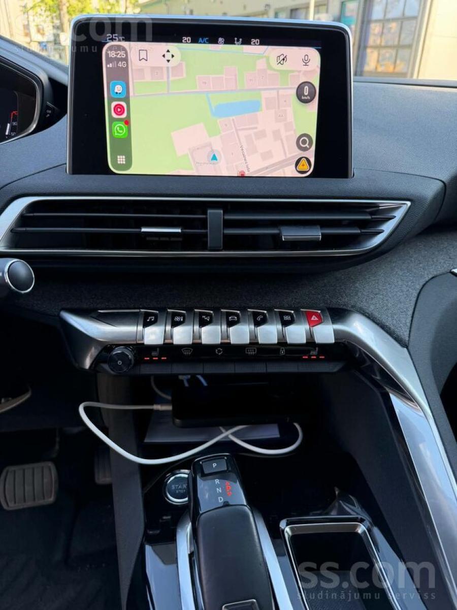 Zils Peugeot 3008 2017 Rīga, ar dzinēja tilpumu 1.20 L un nobraukumu 141 tūkst. km par 12500 €, foto 10 vietnē AUTOMOTO.COM.LV