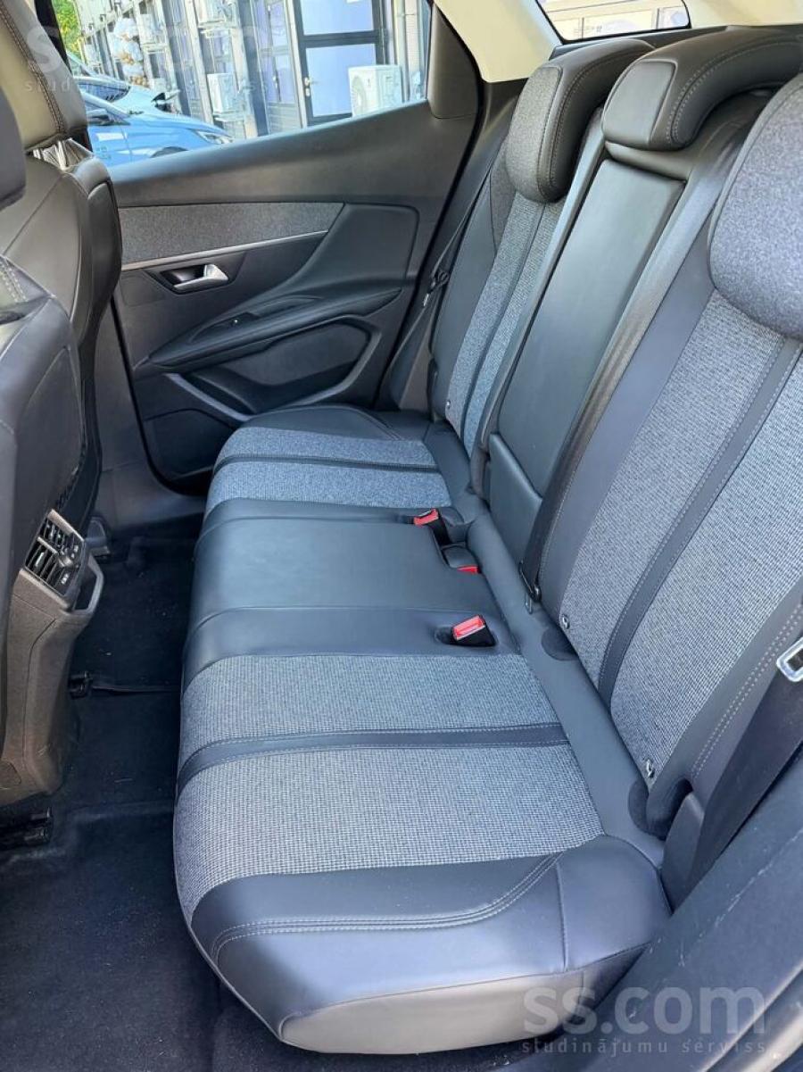 Zils Peugeot 3008 2017 Rīga, ar dzinēja tilpumu 1.20 L un nobraukumu 141 tūkst. km par 12500 €, foto 11 vietnē AUTOMOTO.COM.LV