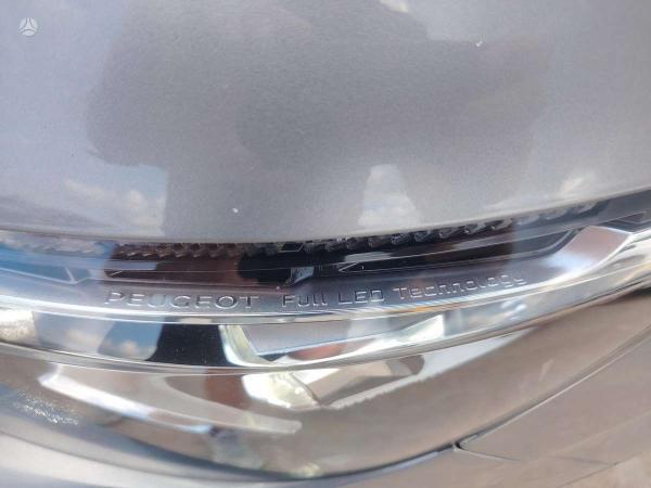 Zils Peugeot 3008 2017 Tauragė, ar dzinēja tilpumu 1.20 L un nobraukumu 132 tūkst. km par 9999 €, foto 5 vietnē AUTOMOTO.COM.LV