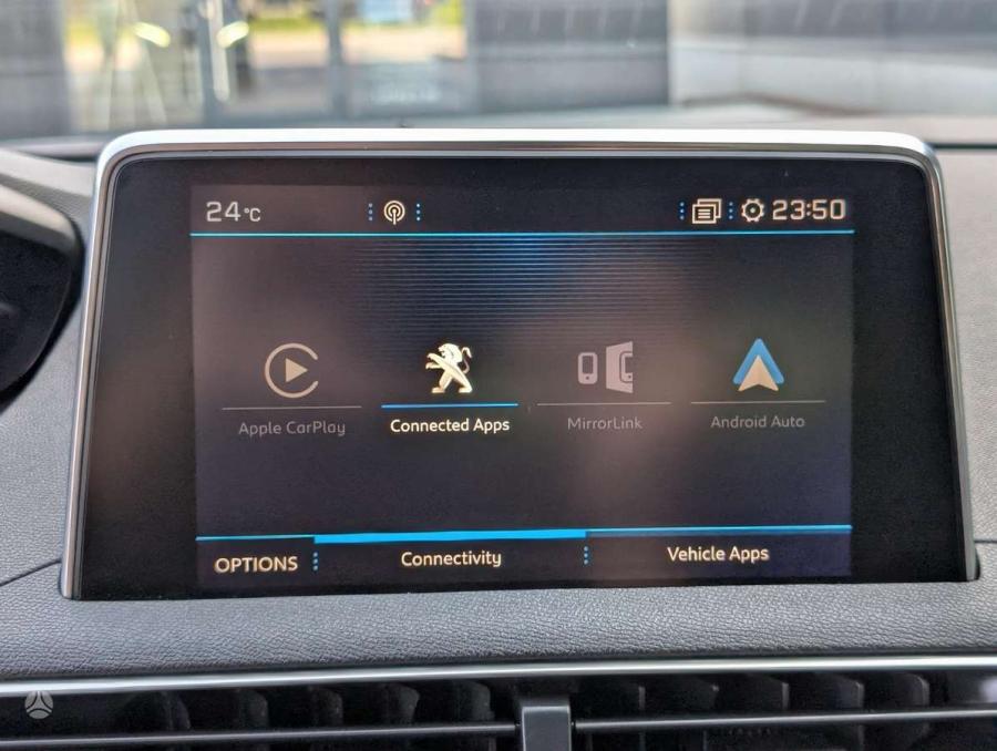Blue Peugeot 3008 2017 in Siauliai, with an engine capacity of 1.20 L and mileage of 117 thousand km for 13300 €, photo 25 on AUTOMOTO.COM.LV