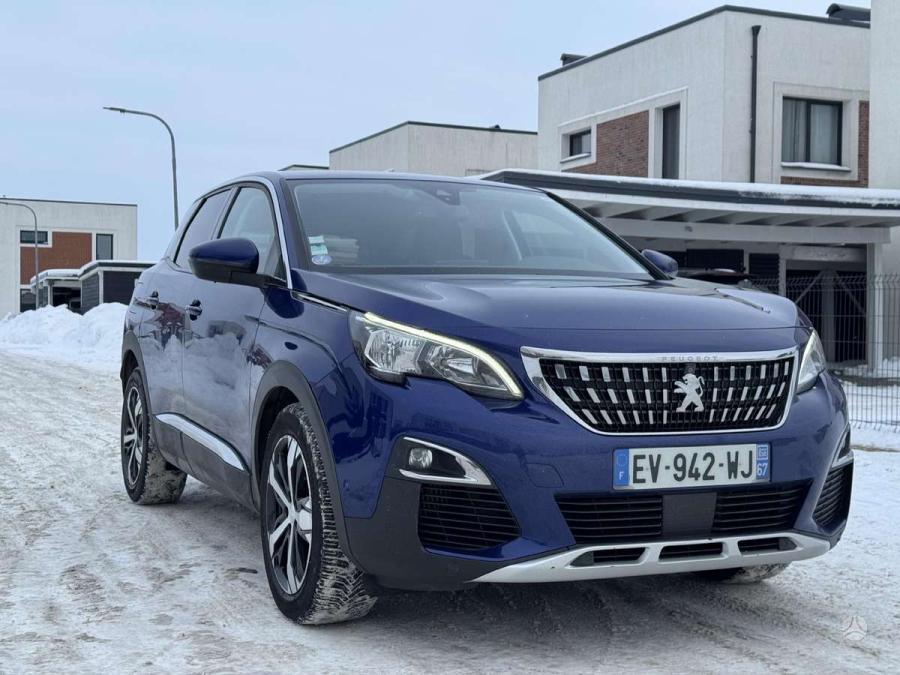 Blue Peugeot 3008 2018 in Klaipeda, with an engine capacity of 1.20 L and mileage of 160 thousand km for 9900 €, photo 5 on AUTOMOTO.COM.LV