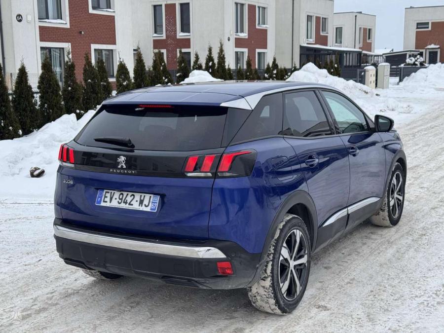 Blue Peugeot 3008 2018 in Klaipeda, with an engine capacity of 1.20 L and mileage of 160 thousand km for 9900 €, photo 9 on AUTOMOTO.COM.LV