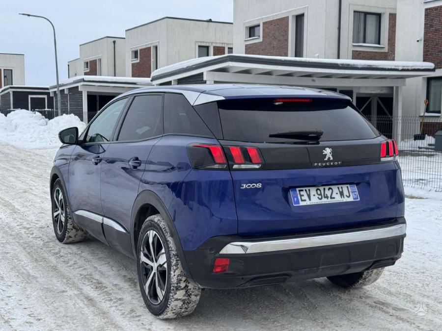 Blue Peugeot 3008 2018 in Klaipeda, with an engine capacity of 1.20 L and mileage of 160 thousand km for 9900 €, photo 12 on AUTOMOTO.COM.LV