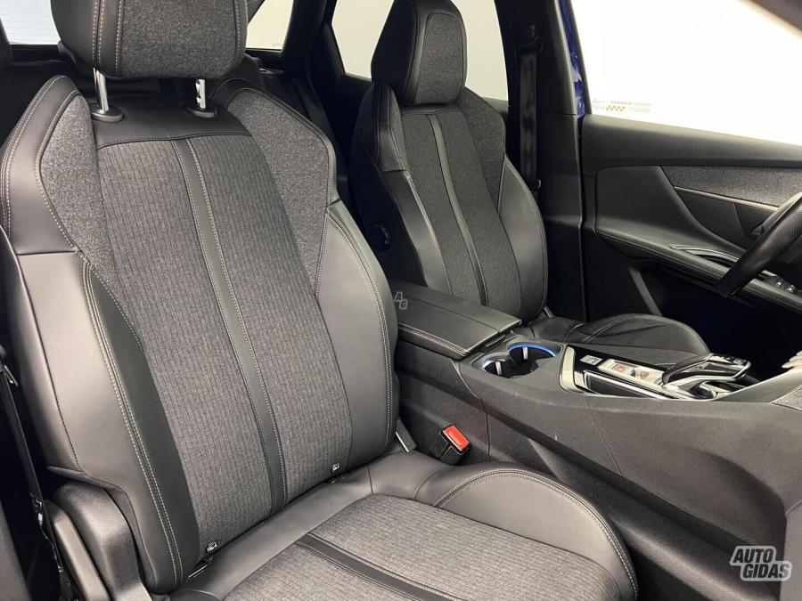 Zils Peugeot 3008 2018 Viļņa, ar dzinēja tilpumu 1.60 L un nobraukumu 101 tūkst. km par 15490 €, foto 26 vietnē AUTOMOTO.COM.LV