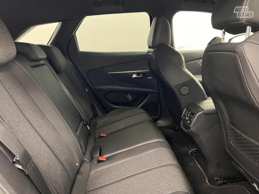 Zils Peugeot 3008 2018 Viļņa, ar dzinēja tilpumu 1.60 L un nobraukumu 101 tūkst. km par 15490 €, foto 29 vietnē AUTOMOTO.COM.LV
