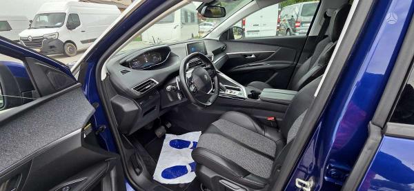 Blue Peugeot 3008 2018 in Taurage, with an engine capacity of 1.20 L and mileage of 139 thousand km for 9300 €, photo 9 on AUTOMOTO.COM.LV