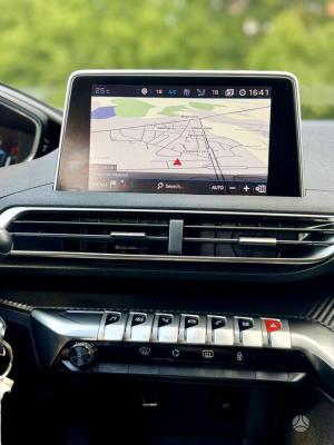 Zils Peugeot 3008 2018 Šauļi, ar dzinēja tilpumu 1.50 L un nobraukumu 173 tūkst. km par 13999 €, foto 35 vietnē AUTOMOTO.COM.LV