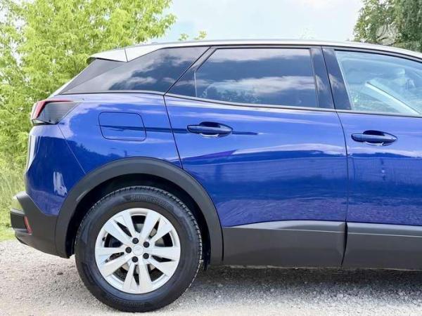 Blue Peugeot 3008 2018 in Siauliai, with an engine capacity of 1.50 L and mileage of 173 thousand km for 13999 €, photo 9 on AUTOMOTO.COM.LV