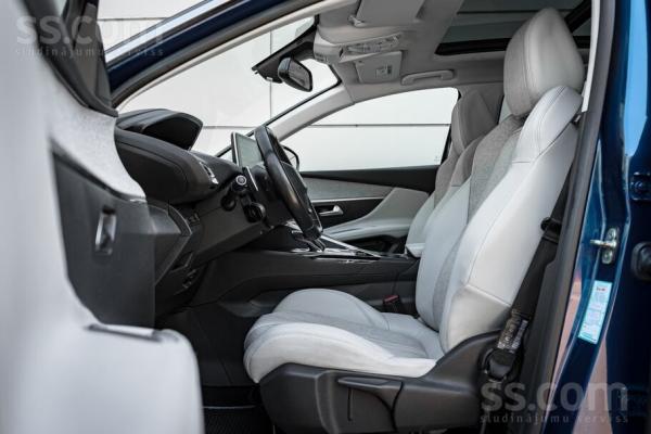 Blue Peugeot 3008 2019 in Riga, with an engine capacity of 1.20 L and mileage of 222 thousand km for 11490 €, photo 9 on AUTOMOTO.COM.LV