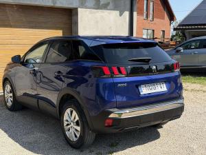 Blue Peugeot 3008 2019 in Siauliai, with an engine capacity of 1.20 L and mileage of 166 thousand km for 11900 €, photo 8 on AUTOMOTO.COM.LV