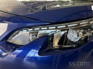 Blue Peugeot 3008 2019 in Riga, with an engine capacity of 1.60 L and mileage of 155 thousand km for 13500 €, photo 9 on AUTOMOTO.COM.LV