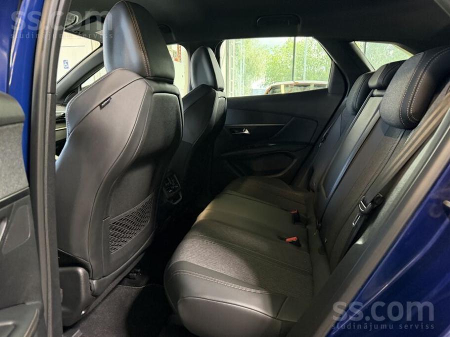 Blue Peugeot 3008 2019 in Riga, with an engine capacity of 1.60 L and mileage of 155 thousand km for 13500 €, photo 13 on AUTOMOTO.COM.LV