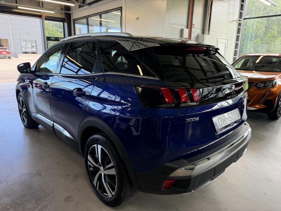 Blue Peugeot 3008 2019 in Riga, with an engine capacity of 1.60 L and mileage of 155 thousand km for 13500 €, photo 3 on AUTOMOTO.COM.LV
