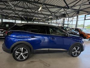 Blue Peugeot 3008 2019 in Riga, with an engine capacity of 1.60 L and mileage of 155 thousand km for 13500 €, photo 5 on AUTOMOTO.COM.LV