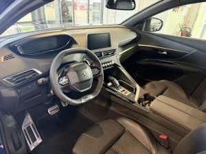 Blue Peugeot 3008 2019 in Riga, with an engine capacity of 1.60 L and mileage of 155 thousand km for 13500 €, photo 11 on AUTOMOTO.COM.LV