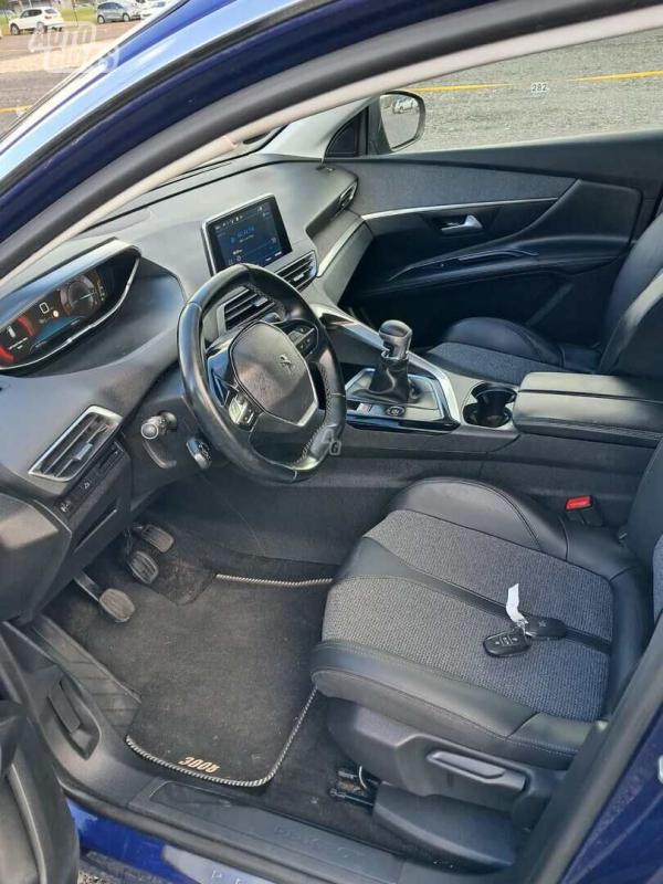 Blue Peugeot 3008 2019 in Taurage, with an engine capacity of 1.50 L and mileage of 187 thousand km for 8300 €, photo 4 on AUTOMOTO.COM.LV