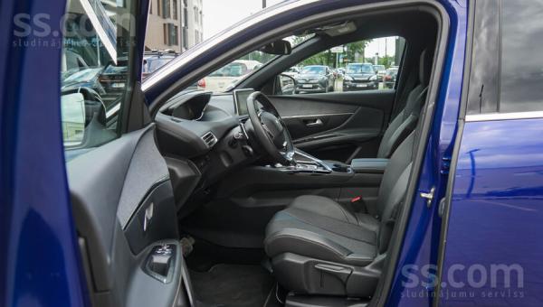 Blue Peugeot 3008 2020 in Riga, with an engine capacity of 1.20 L and mileage of 48 thousand km for 14950 €, photo 7 on AUTOMOTO.COM.LV