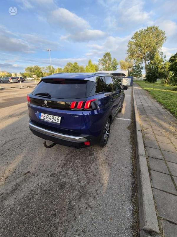 Blue Peugeot 3008 2020 in Siauliai, with an engine capacity of 1.60 L and mileage of 214 thousand km for 13500 €, photo 4 on AUTOMOTO.COM.LV