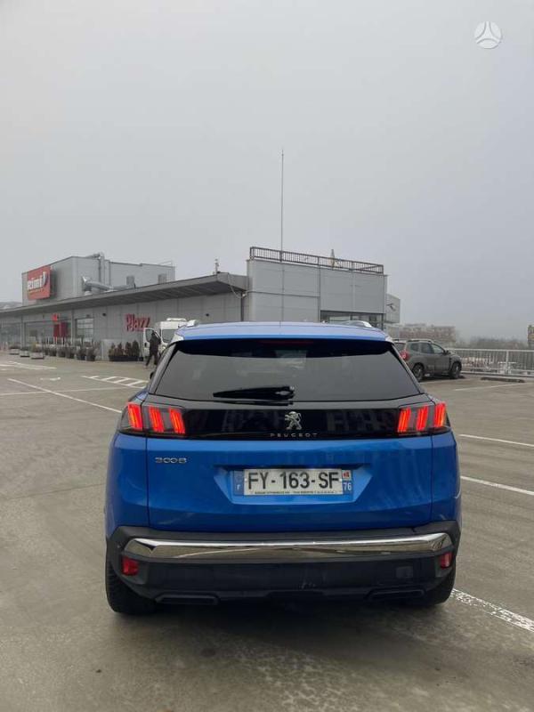 Blue Peugeot 3008 2021 in Vilnius, with an engine capacity of 1.50 L and mileage of 133 thousand km for 18271 €, photo 5 on AUTOMOTO.COM.LV