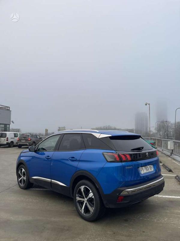 Blue Peugeot 3008 2021 in Vilnius, with an engine capacity of 1.50 L and mileage of 133 thousand km for 18271 €, photo 6 on AUTOMOTO.COM.LV