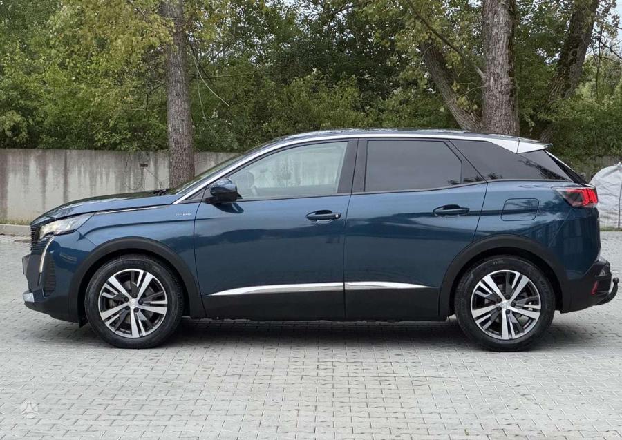 Blue Peugeot 3008 2021 in Siauliai, with an engine capacity of 1.60 L and mileage of 179 thousand km for 16990 €, photo 8 on AUTOMOTO.COM.LV
