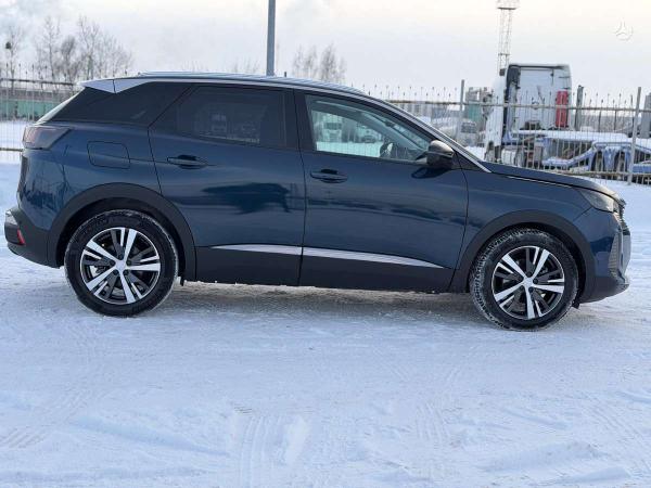 Blue Peugeot 3008 2021 in Marijampole, with an engine capacity of 1.20 L and mileage of 137 thousand km for 14399 €, photo 4 on AUTOMOTO.COM.LV