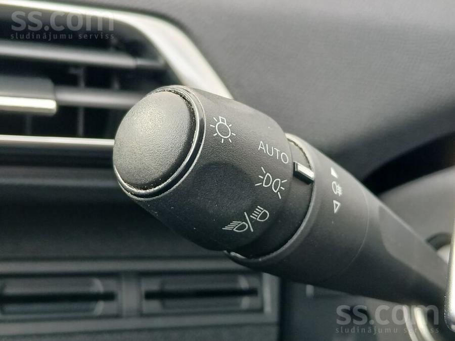 Zils Peugeot 3008 2021 Rīga, ar dzinēja tilpumu 1.20 L un nobraukumu 64 tūkst. km par 19800 €, foto 29 vietnē AUTOMOTO.COM.LV