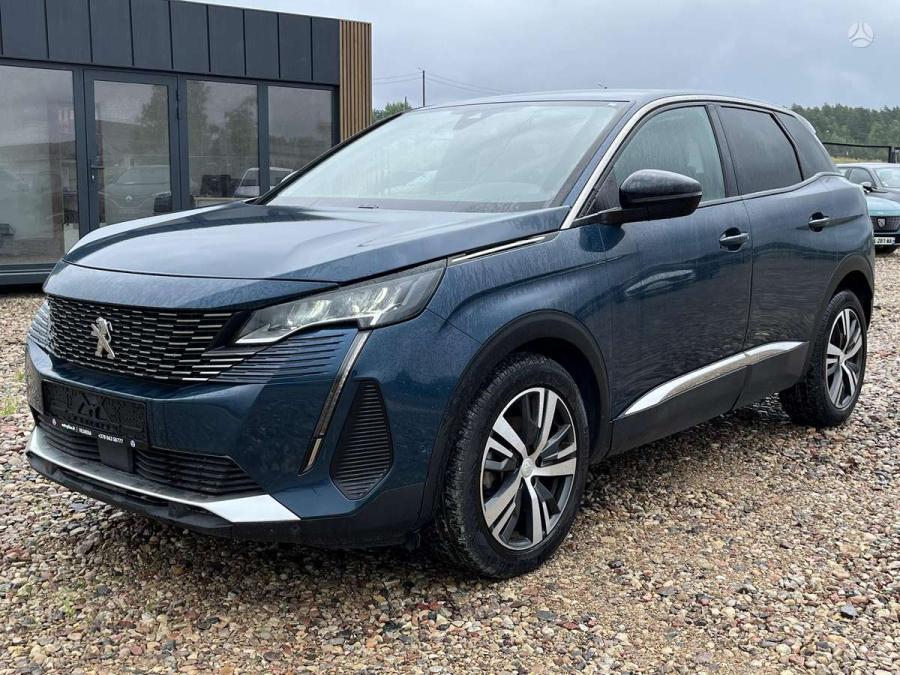 Blue Peugeot 3008 2021 in Vilnius, with an engine capacity of 1.50 L and mileage of 152 thousand km for 13673 €, photo 4 on AUTOMOTO.COM.LV