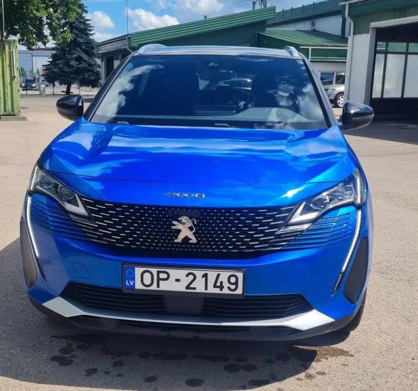 Blue Peugeot 3008 2021 in Jelgava, with an engine capacity of 1.50 L and mileage of 168 thousand km for 15490 €, photo 1 on AUTOMOTO.COM.LV