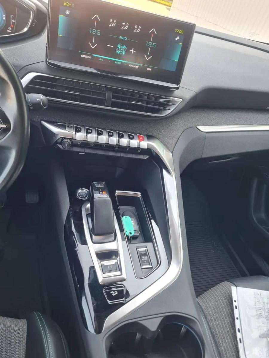 Zils Peugeot 3008 2021 Jelgava, ar dzinēja tilpumu 1.60 L un nobraukumu 156 tūkst. km par 16490 €, foto 17 vietnē AUTOMOTO.COM.LV