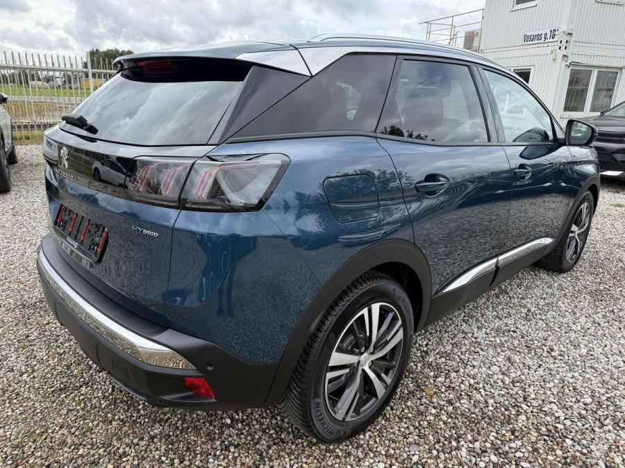 Blue Peugeot 3008 2021 in Marijampole, with an engine capacity of 1.60 L and mileage of 113 thousand km for 16995 €, photo 6 on AUTOMOTO.COM.LV