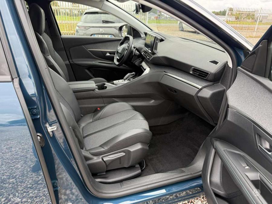 Blue Peugeot 3008 2021 in Marijampole, with an engine capacity of 1.60 L and mileage of 113 thousand km for 16995 €, photo 20 on AUTOMOTO.COM.LV
