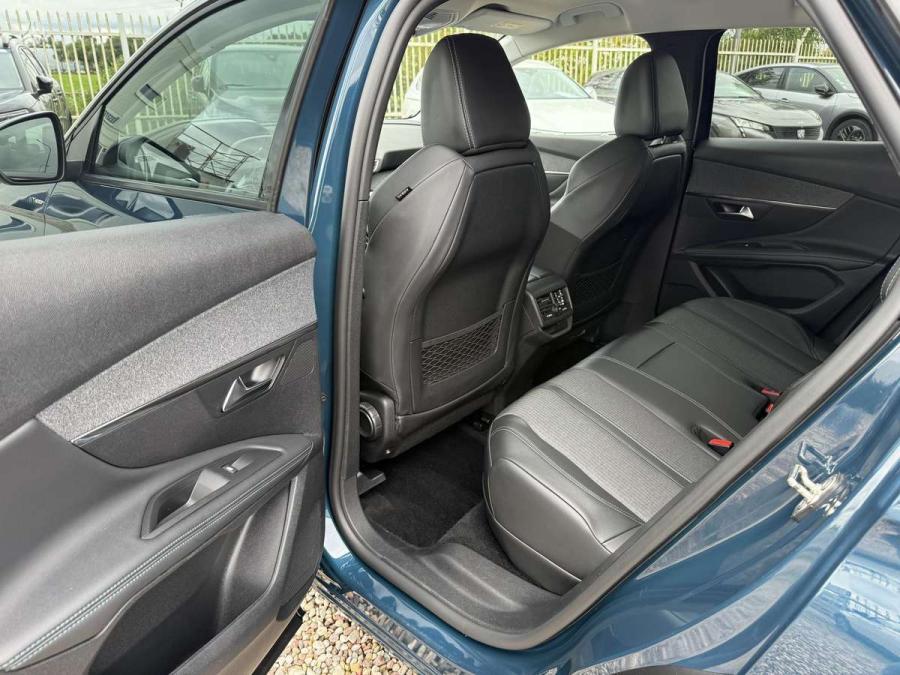 Blue Peugeot 3008 2021 in Marijampole, with an engine capacity of 1.60 L and mileage of 113 thousand km for 16995 €, photo 27 on AUTOMOTO.COM.LV