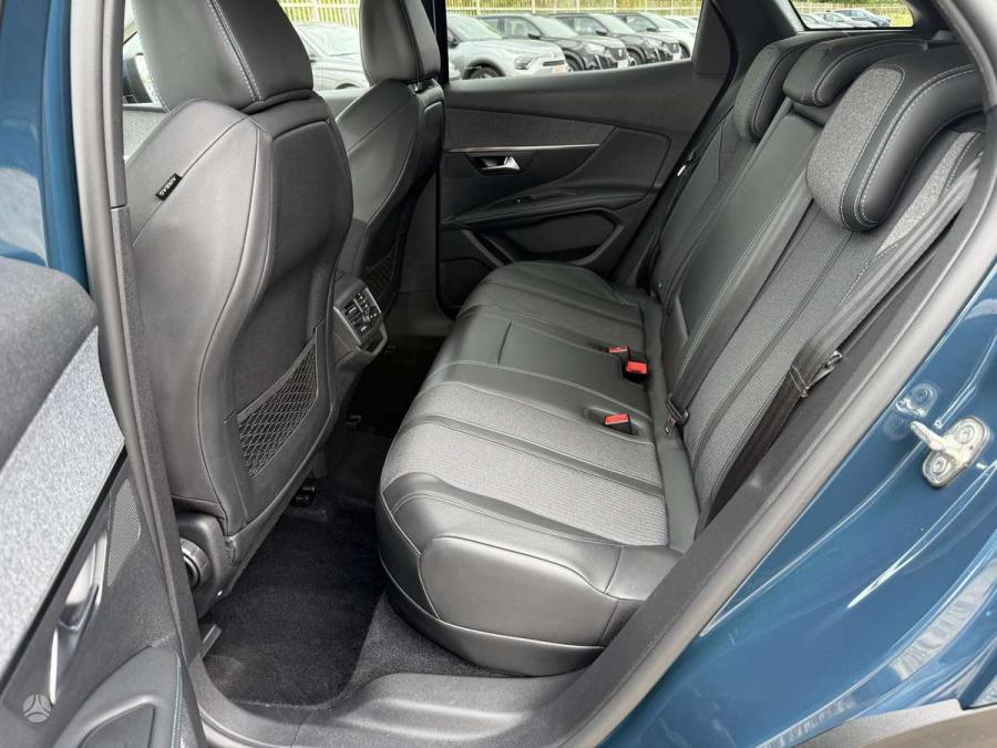 Blue Peugeot 3008 2021 in Marijampole, with an engine capacity of 1.60 L and mileage of 113 thousand km for 16995 €, photo 28 on AUTOMOTO.COM.LV