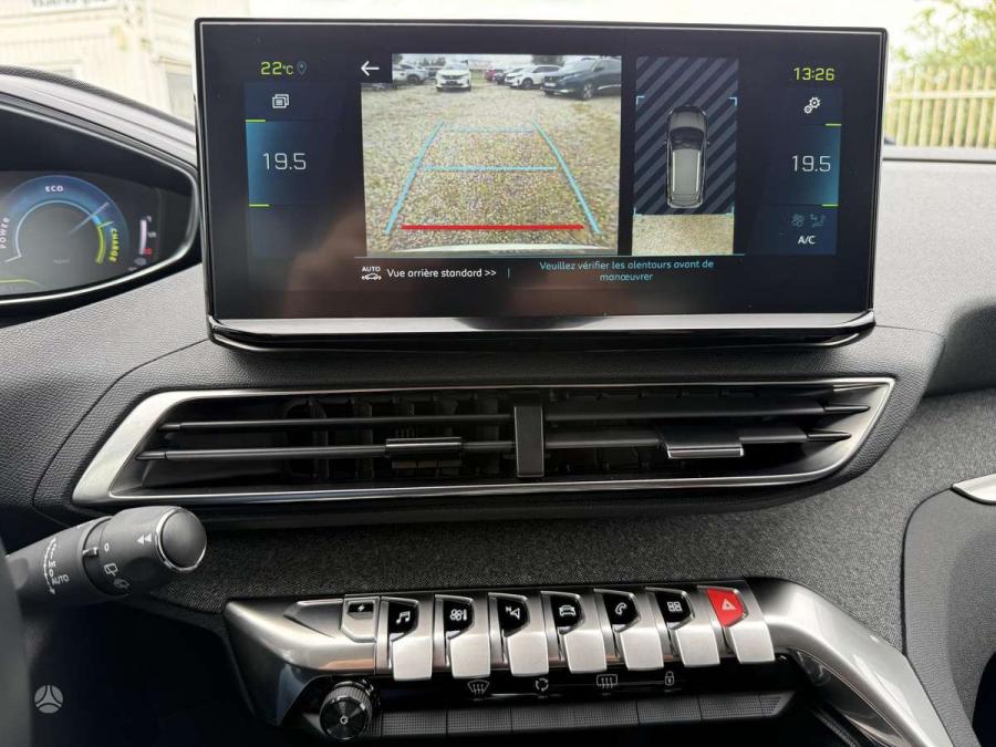 Blue Peugeot 3008 2021 in Marijampole, with an engine capacity of 1.60 L and mileage of 113 thousand km for 16995 €, photo 44 on AUTOMOTO.COM.LV