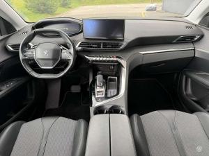 Blue Peugeot 3008 2021 in Kaunas, with an engine capacity of 1.20 L and mileage of 155 thousand km for 13800 €, photo 3 on AUTOMOTO.COM.LV