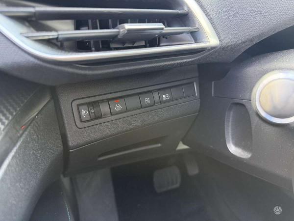 Peugeot 3008 2021 Kauņa vietnē Zils Peugeot 3008 2021 Kauņa, ar dzinēja tilpumu 1.60 L un nobraukumu 127 tūkst. km par 15900 €, foto 11 vietnē AUTOMOTO.COM.LV