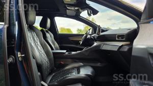 Blue Peugeot 3008 2021 in Riga, with an engine capacity of 1.60 L and mileage of 115 thousand km for 20490 €, photo 8 on AUTOMOTO.COM.LV