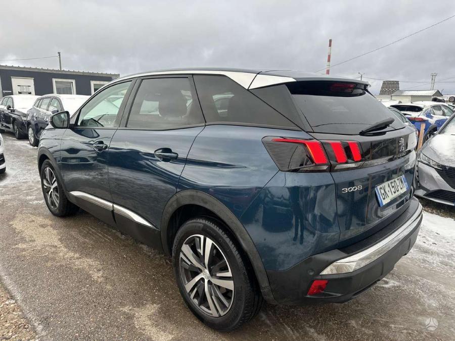 Zils Peugeot 3008 2022 Viļņa, ar dzinēja tilpumu 1.20 L un nobraukumu 176 tūkst. km par 15729 €, foto 6 vietnē AUTOMOTO.COM.LV