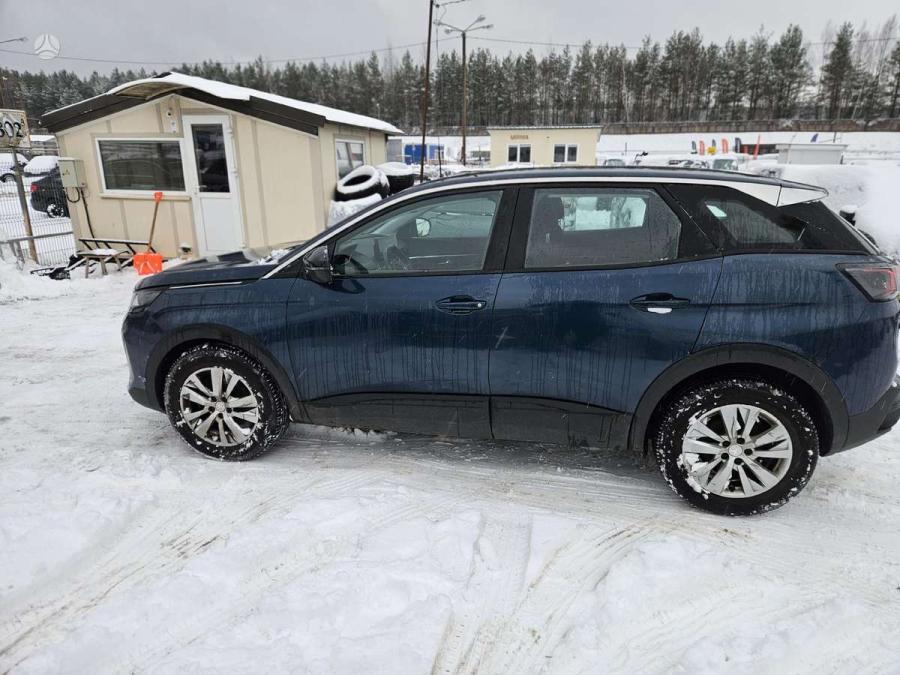 Zils Peugeot 3008 2022 Viļņa, ar dzinēja tilpumu 1.20 L un nobraukumu 93 tūkst. km par 13673 €, foto 8 vietnē AUTOMOTO.COM.LV