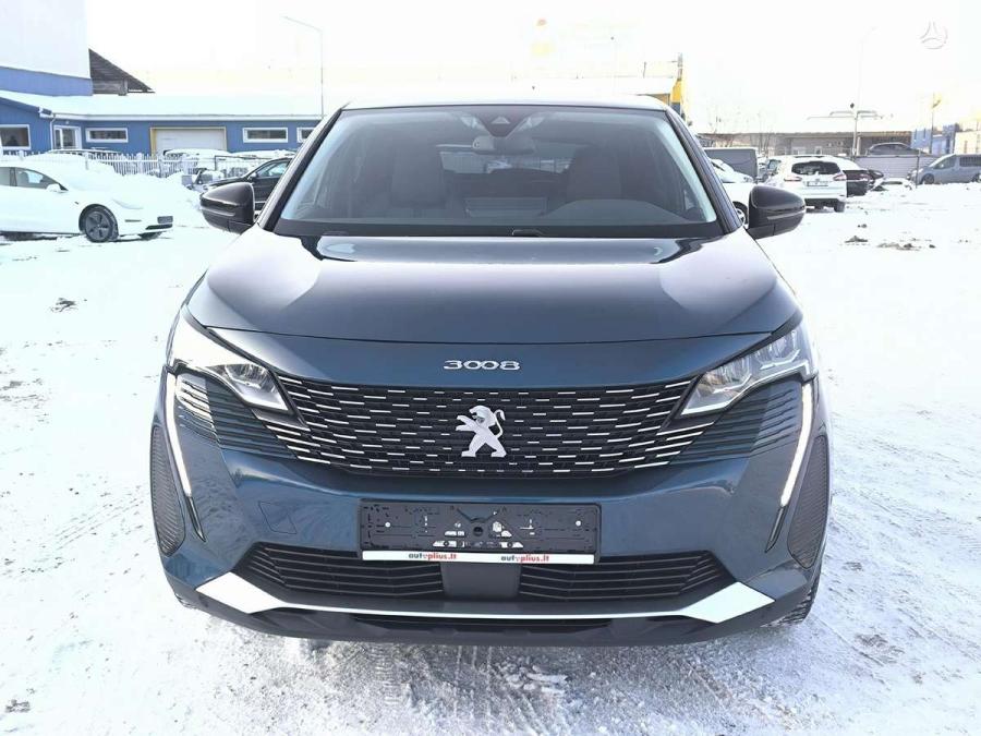 Blue Peugeot 3008 2022 in Siauliai, with an engine capacity of 1.50 L and mileage of 137 thousand km for 16400 €, photo 3 on AUTOMOTO.COM.LV