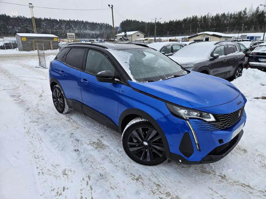 Blue Peugeot 3008 2022 in Vilnius, with an engine capacity of 1.20 L and mileage of 167 thousand km for 16577 €, photo 1 on AUTOMOTO.COM.LV
