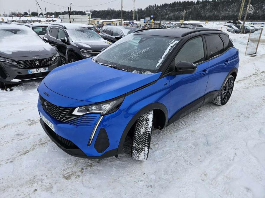 Blue Peugeot 3008 2022 in Vilnius, with an engine capacity of 1.20 L and mileage of 167 thousand km for 16577 €, photo 3 on AUTOMOTO.COM.LV
