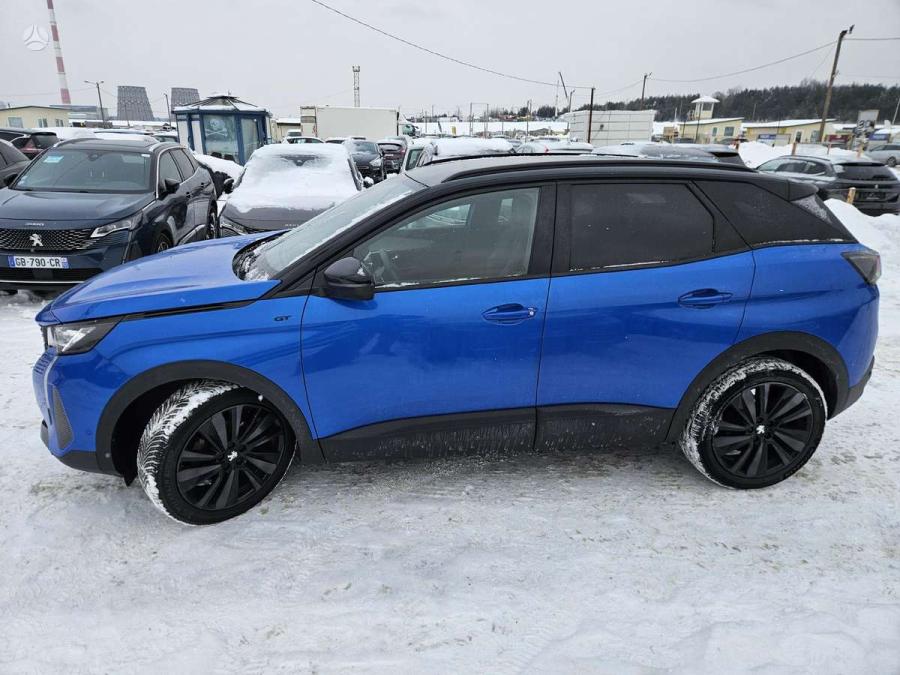 Blue Peugeot 3008 2022 in Vilnius, with an engine capacity of 1.20 L and mileage of 167 thousand km for 16577 €, photo 8 on AUTOMOTO.COM.LV